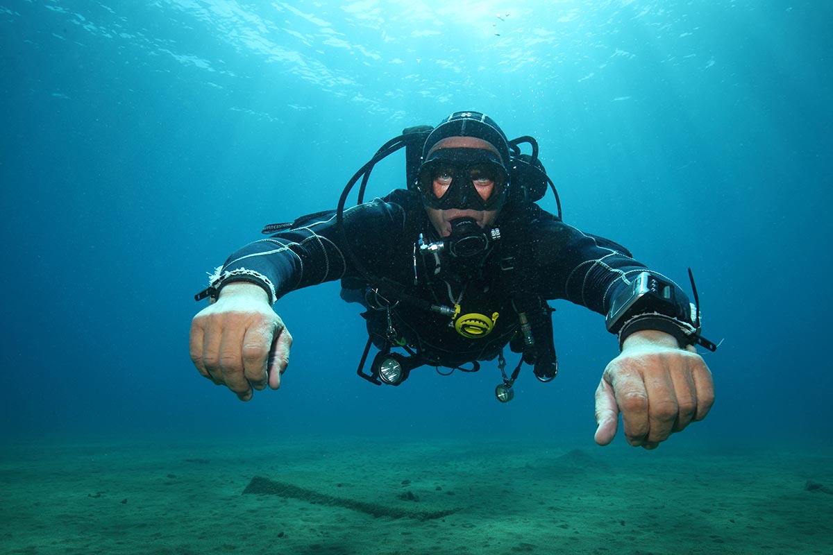 Cold Water Diving Essentials: Drysuits And Their Critical Role - Just ...
